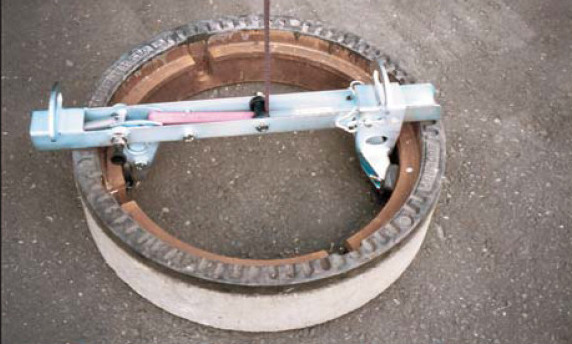 Uchwyt do włazów kanałowych DIN 1229, DIN EN 124 RGI-610